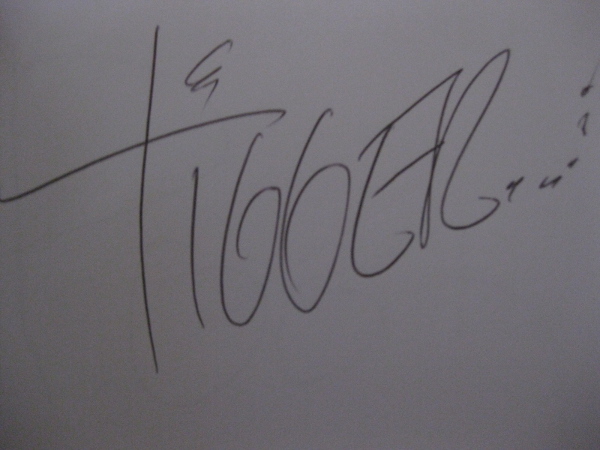 tigger autograph – KennythePirate.com