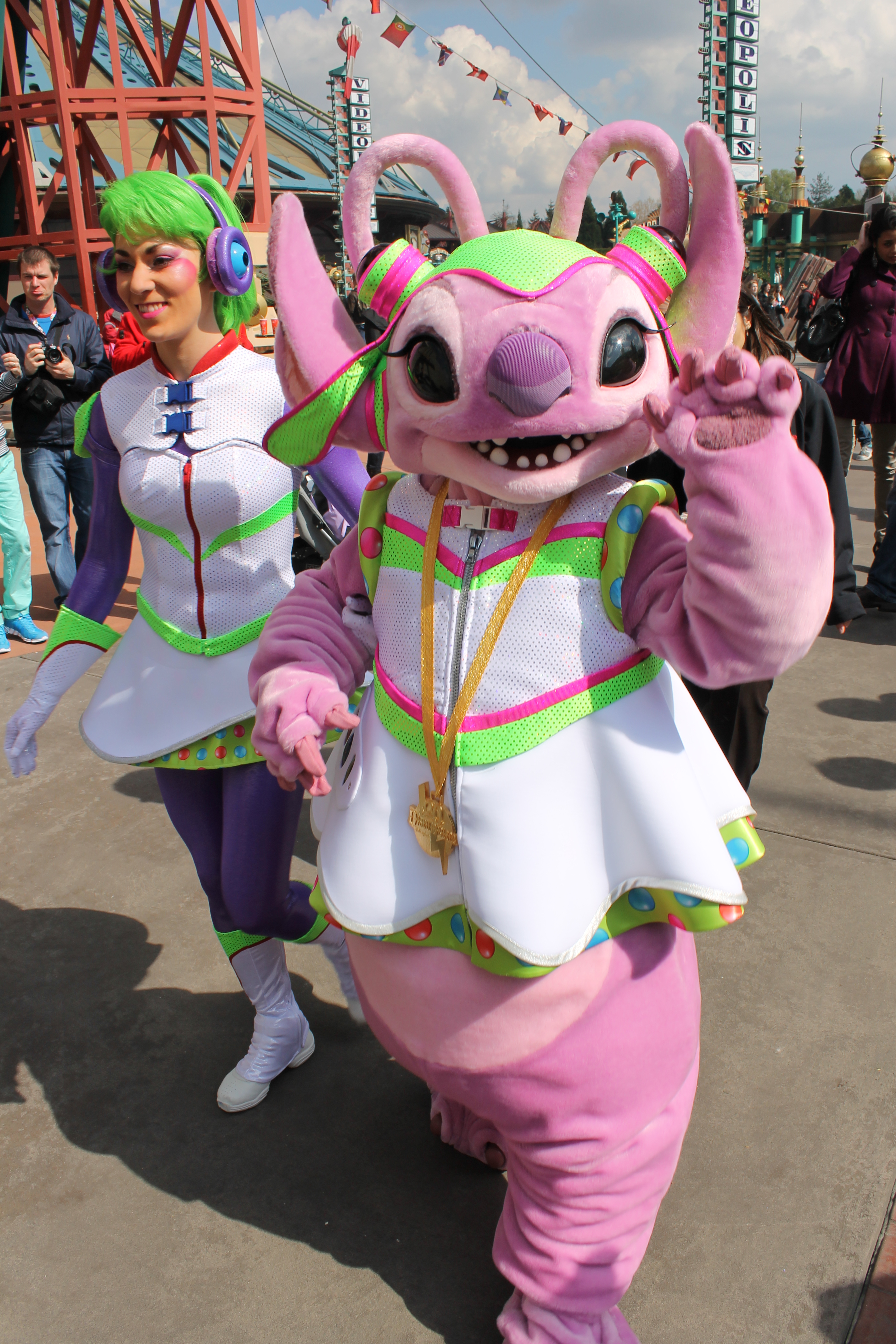 Angel Disneyland Paris character meet - KennythePirate.com