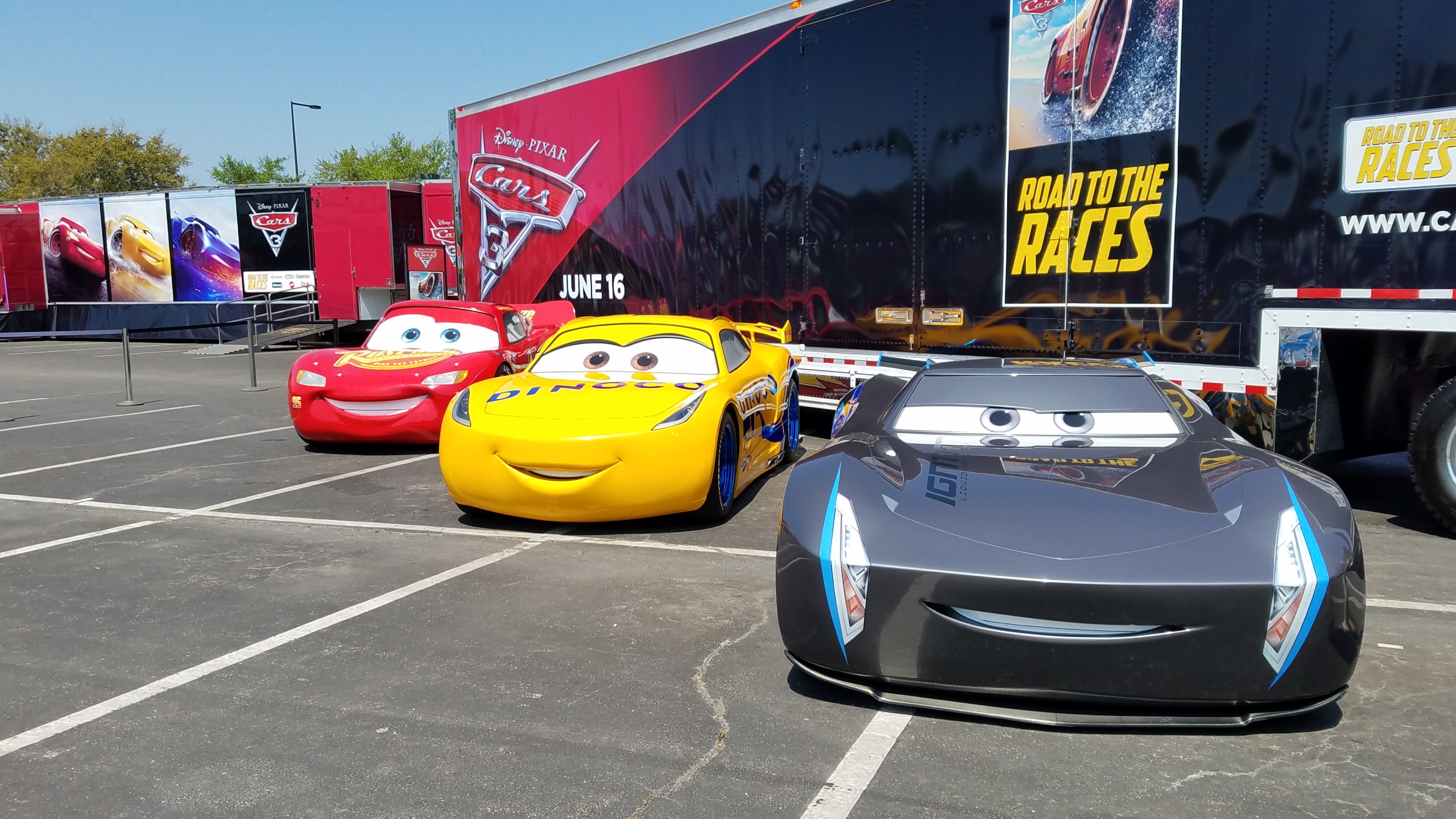 Sneak Peek: Cars 3 Lightning, Cruz Ramirez and Jackson Storm come to ...