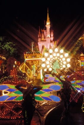 Remembering the Magic of Magic Kingdom's 20th Anniversary ...