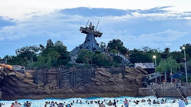 Typhoon Lagoon Park Disney's Typhoon Lagoon Water Park At Walt Disney