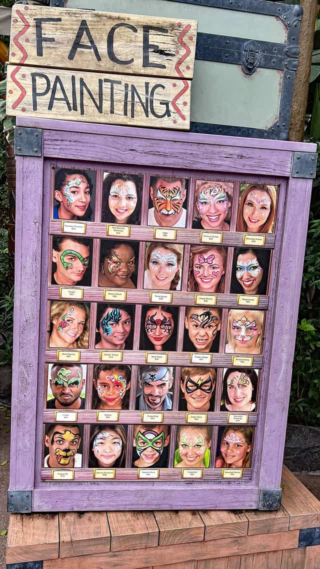 face painting sign epcot - KennythePirate.com