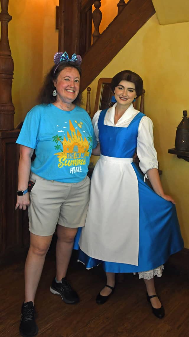magic kingdom belle meet greet blue dress maurice’s cottage – KennythePirate.com