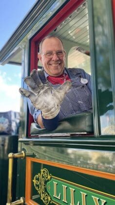 Disney Cast Members Achieve Amazing Accomplishments – KennythePirate.com