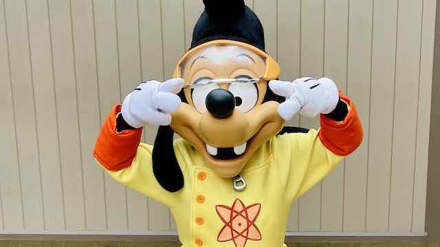 Power Outage Affects Most of a Disney World Resort - KennythePirate.com