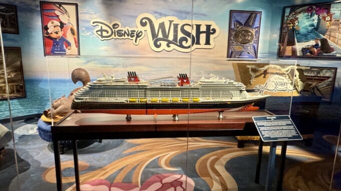 Disney Wish Model Walt Disney Presents - KennythePirate.com