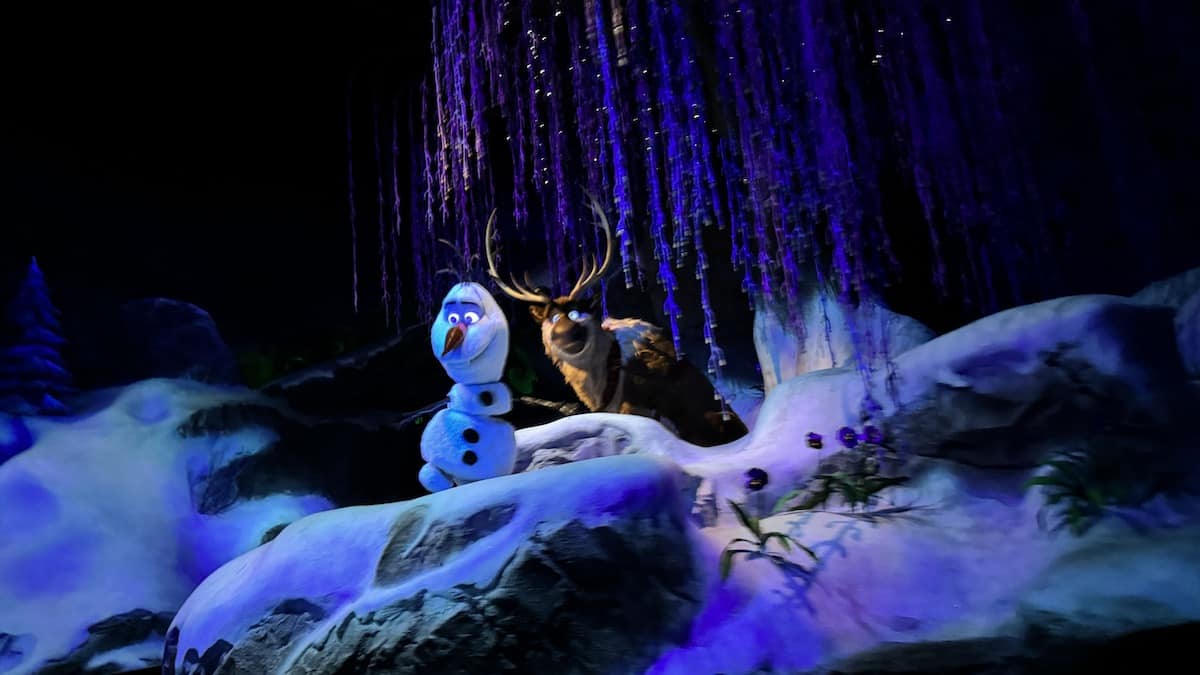 Frozen EPCOT Norway Olaf – KennythePirate.com