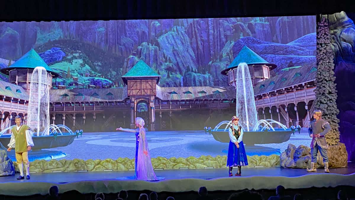 hollywood studios frozen sing along show 2 - KennythePirate.com