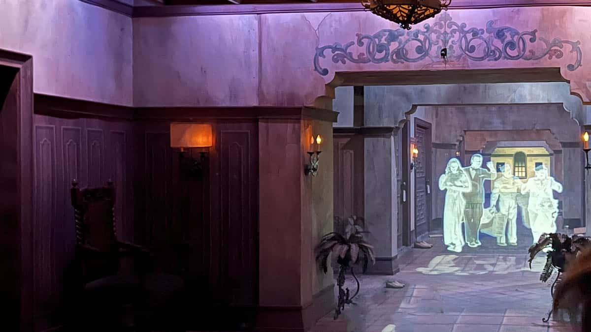 hollywood studios tower terror attraction ghosts - KennythePirate.com