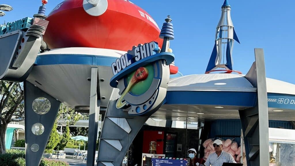 Spring Break Crowds Affect Disney World Operating Hours ...