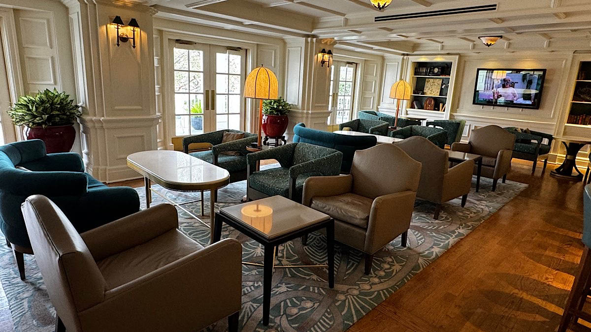 boardwalk resort lounge seating - KennythePirate.com