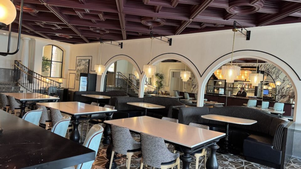 Is Club Level Really Worth the Money at Universal? - KennythePirate.com