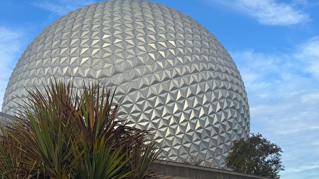 EPCOT's Popular Breakfast Buffet Returns - KennythePirate.com